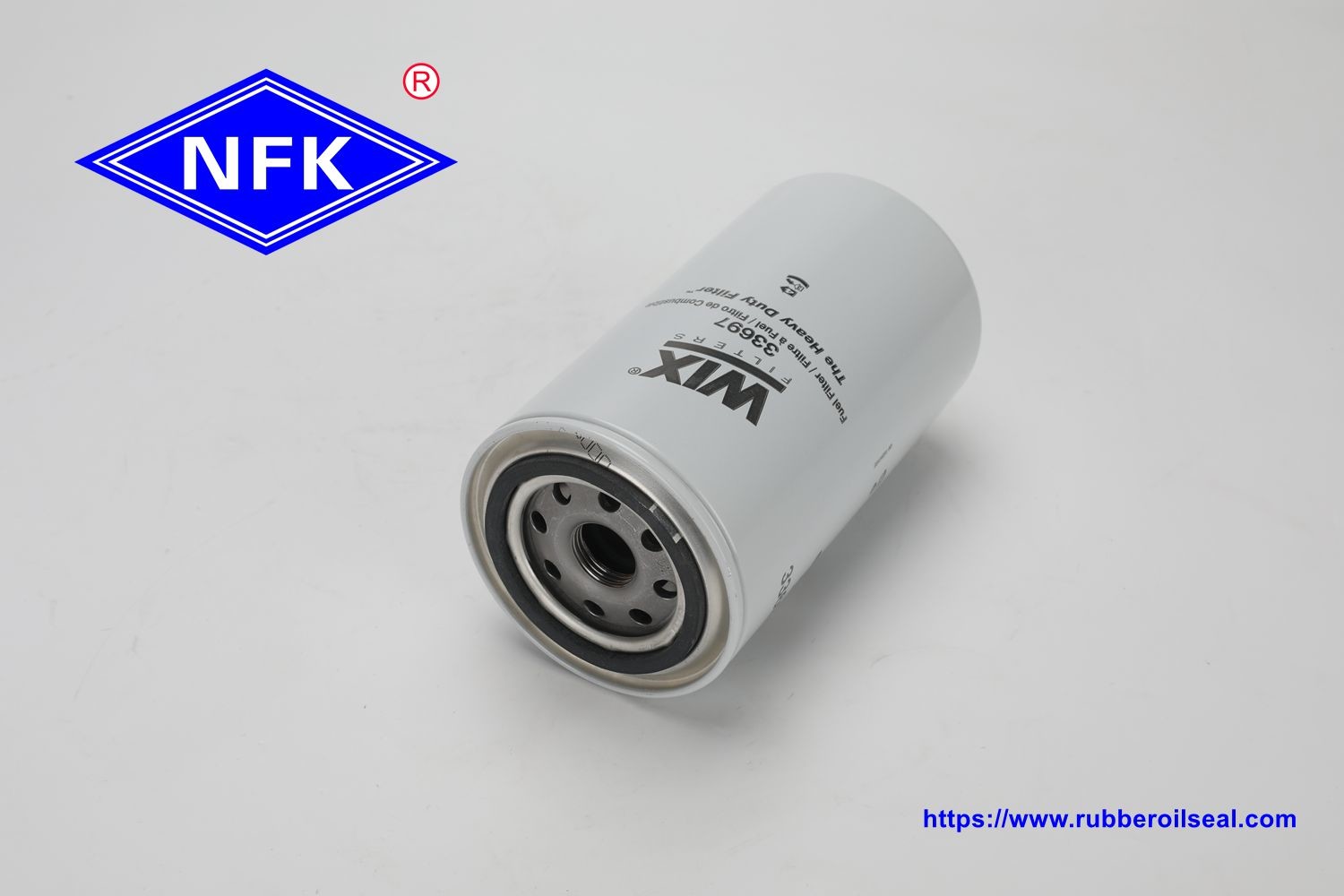 Komatsu PC200-8 Spin On Fuel Filter 33697 P550774 FF5488 8-11 GPM