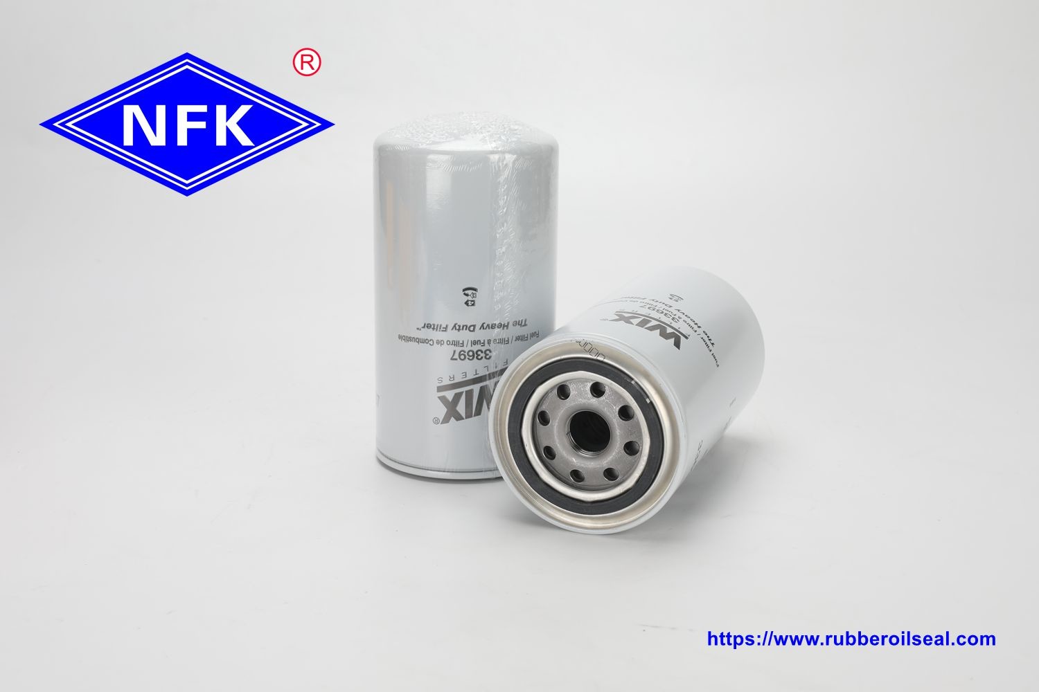 Komatsu PC200-8 Spin On Fuel Filter 33697 P550774 FF5488 8-11 GPM
